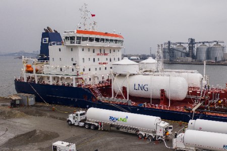 HOPA and REV LNG usher in LNG bunkering at Port of Hamilton | Dry Bulk